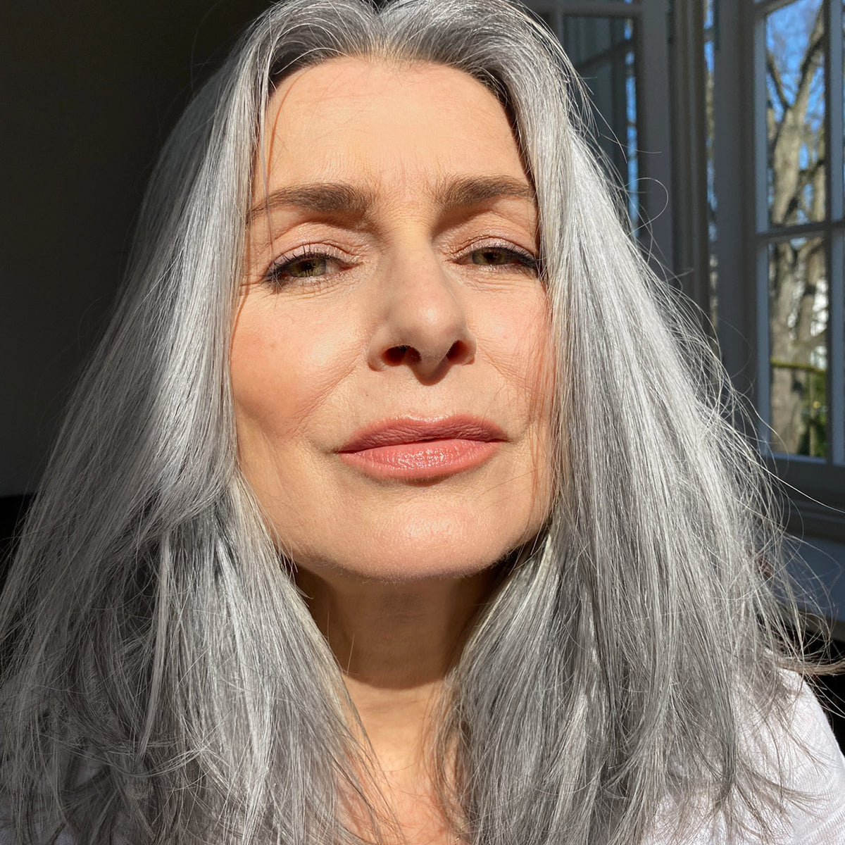 Regina Burton x La bouche rouge – La Bouche Rouge Paris